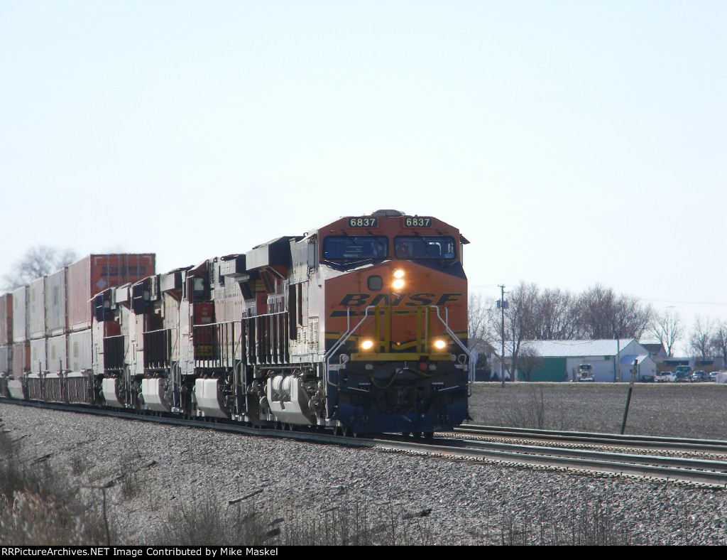 BNSF 6837